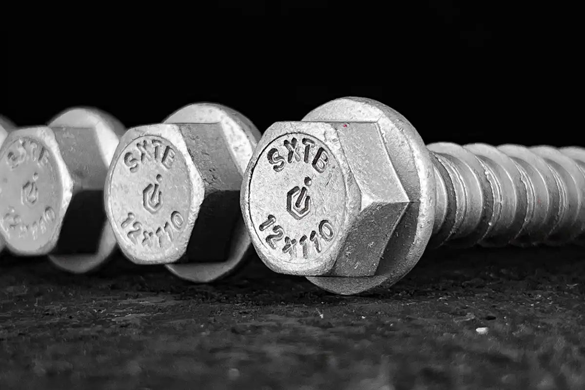 NEW: Thunderbolt Pro Hex M12x110mm Screwbolt